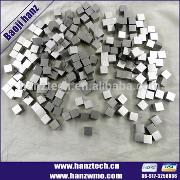 desk art used tungsten cube - Coowor.com